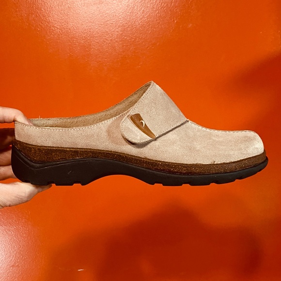 G.H. Bass & Co. | Shoes | 3 Nwot Bass Suede Leather Lug Sole Mules ...